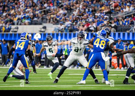 Seattle Seahawks place kicker Jason Myers (5) kicks a field goal during ...