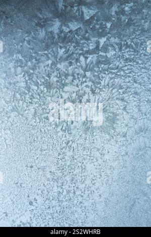 Beautifully floating window frost patterns Stock Photo - Alamy