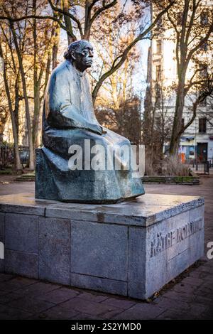 Berlin Pankow OT Prenzlauer Berg Straßenszene Erich-Weinert-Straße - 20 ...
