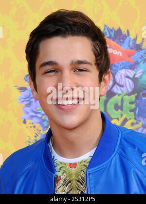 Justin Mahone at Nickelodeon's 27th Annual Kids' Choice Awards held at ...