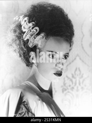 BRIDE OF FRANKENSTEIN ELSA LANCHESTER Date: 1935 Stock Photo - Alamy
