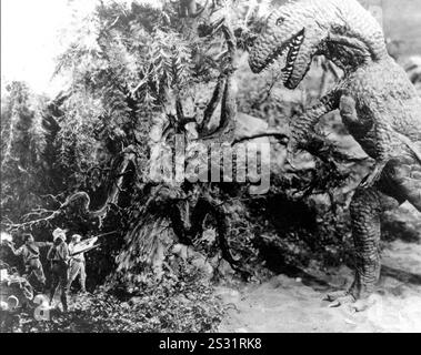 THE LOST WORLD dinosaur dinosaur Date: 1925 Stock Photo - Alamy