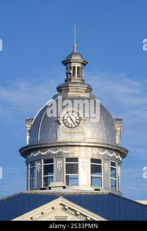 Bartow Florida,Polk County Courthouse,building,dome,clock,visitors ...