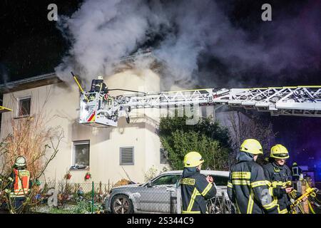 Drei Verletzte bei Hausbrand in Worfelden - 08.01.2025 Büttelborn ...