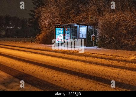 Dichter Schneefall in Aachen am 8. Januar 2025. GERMANY - AACHEN - SNOW ...