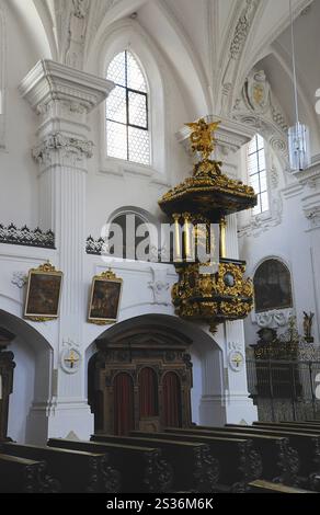 Baroque pulpit of the Jesuit church in Straubing Stock Photo - Alamy