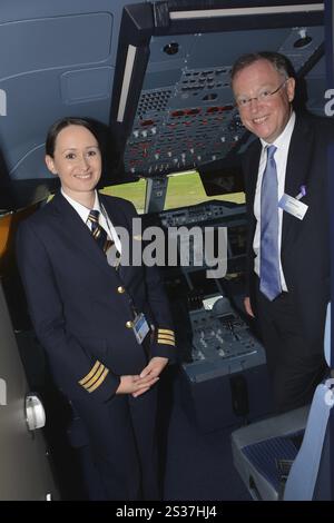 Emirates pilot with Minister President Stephan Weil in the cockpit of ...