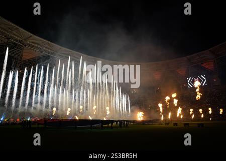 Jeddah, Saudi Arabia. 08th Jan, 2025. FC Barcelona's Pablo Gavi (C ...
