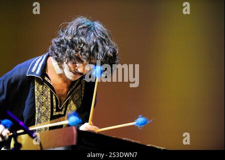 Der spanische Jazz-Vibraphonist Andres Coll am Flügel beim ...