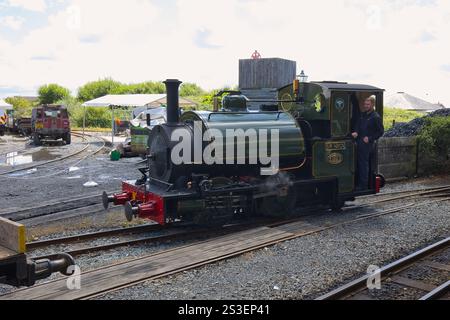 Talyllyn Railway steam locomotive No. 1 between Pendre and Tywyn Wharf ...