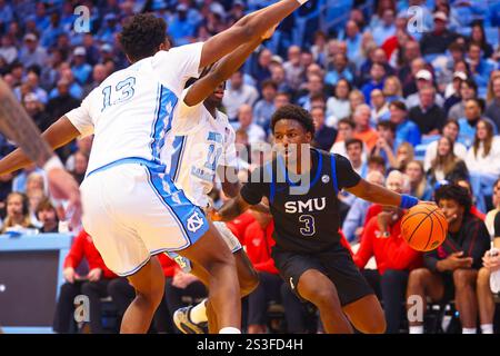 January 7, 2025: SMU senior Chuck Harris (3) looks for open player ...