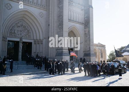 People arrive for the state funeral service for Johns Laws at St ...