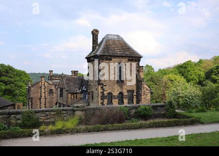 Shibden Hall in Halifax, a beautiful historic english manor house ...