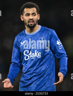 Iliman Ndiaye of Everton reacts during the Premier League match Everton ...
