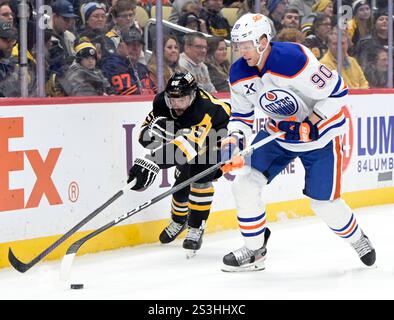 Edmonton Oilers' Corey Perry (90) celebrates his goal against the ...