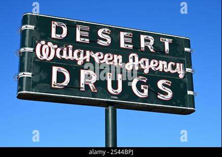 Old neon sign of Walgreen Agency, Kingman, Arizona, USA *** Old neon ...
