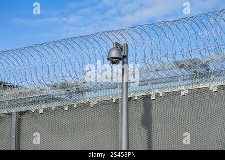 Stacheldraht, Mauer, Justizvollzugsanstalt, Asperger Straße, Stammheim ...