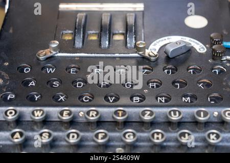 German cipher Enigma machine from World War 2 Stock Photo - Alamy