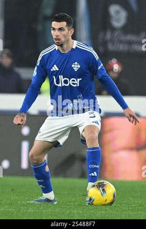 Lucas Da Cunha of Como 1907 celebrates after scoring the goal to make ...