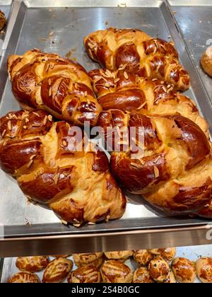 Sweet Braided Bread / Paskalya Coregi or Challah Bread for Shabbat ...