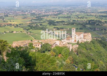 Assisi - The panorama of Basilica di San Francesco over the Umbrian ...