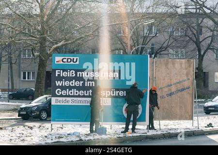 Wahlplakat zur Wahl zum 21. Deutschen Bundestag. Bonn, 02.02.2025 ...