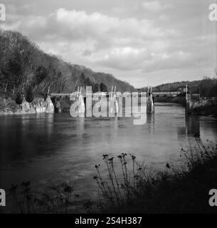 Springbank Park, London Ontario, Canada, unexpected Spring Snow fall ...