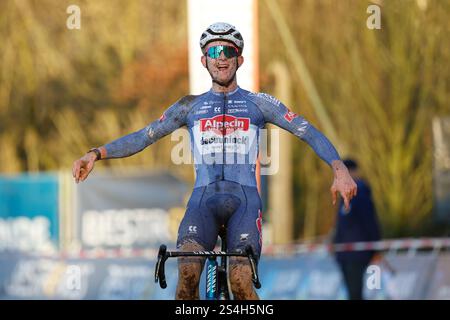 Dutch Tibor Del Grosso celebrates as he crosses the finish line to win ...
