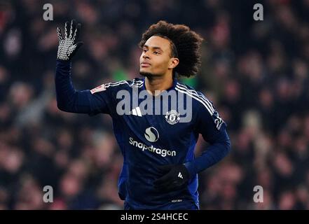 Manchester United's Joshua Zirkzee, third from right, celebrates with ...