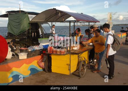 Food stall, A Family Boulevard, Cadiz City, Negros Occidental ...