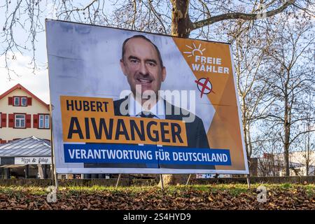 Bundestagswahl 2025 Wähler mit SPD-Kugelschreiber beim Ankreuzen 18.02. ...