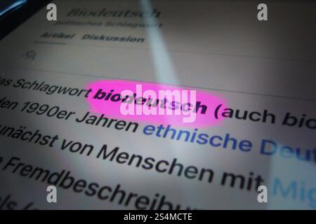 ã biodeutsch Ò ist das Unwort des Jahres 2024. *** Òbio-German Ò is the ...