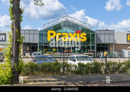 Praxis Store logo above the entrance, do it yourself megastore shopping ...