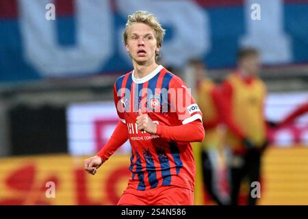 Heidenheim An Der Brenz, Deutschland. 11th Jan, 2025. Fussball ...