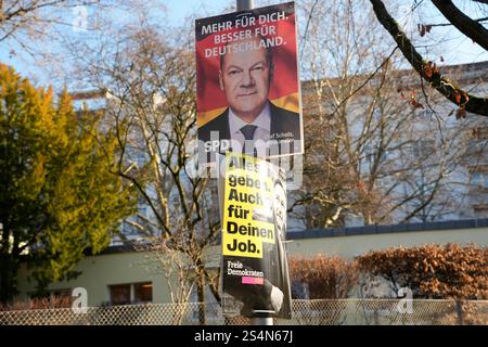 Wahlplakate zur Bundestagswahl in Berlin Mitte Wahlplakate zur ...
