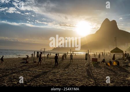 Beach life at sunset on Leblon Beach and Ipanema, Rio De Janeiro ...