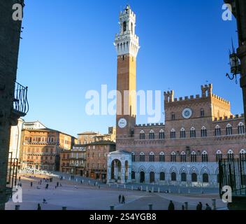 City view, Piazza del Campo, Siena, Tuscany, Italy Stock Photo - Alamy