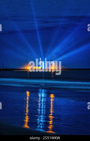 Cape Canaveral, USA. 13th Jan, 2025. Blue Origin New Glenn first launch ...