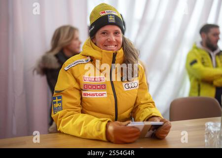 FLACHAU, AUSTRIA - JANUARY 13: Sara Hector of Sweden in action during ...