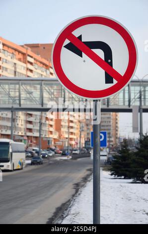 Left arrow and prohibition sign Stock Photo - Alamy