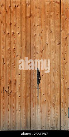Metal forged facade decoration outdoor in Kyiv Ukraine Stock Photo - Alamy