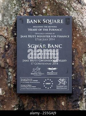 Heart of the Furnace steel dragon sculpture by Sam Pask and William ...