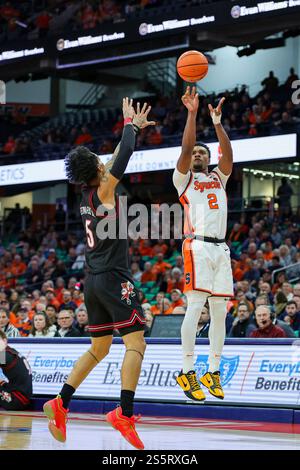 Louisville guard Terrence Edwards Jr. (5) drives against Georgia Tech ...