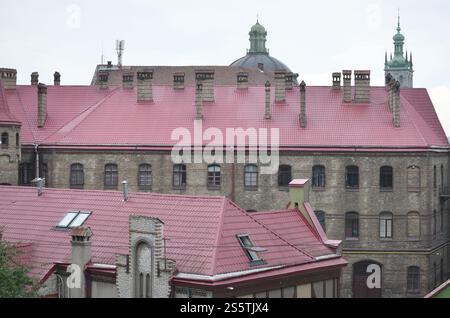 Repair of roof of multi-storey building with a waterproofing covering ...