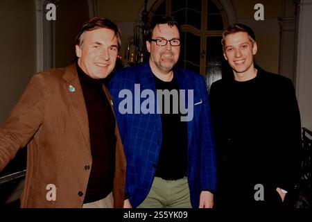 Andre Hartmann Saenger Kabarettist Musiker Dominik Krause ...