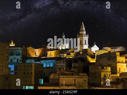 Night view of Ragusa, Sicily, Italy Stock Photo - Alamy