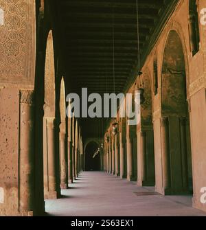 Arcade in Ibn Tulun Mosque, Cairo, Al Qahirah, Egypt Stock Photo - Alamy