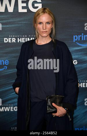 Premiere - Der Heimweg Isabel Thierauch und Alexander Scheer bei der ...