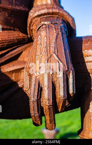 close up of hands welded Corten steel sculpture statue by Ray Lonsdale ...