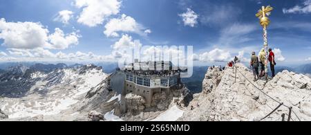 Panorama, view of the Zugspitzplatt, tourist summit of the Zugspitze ...